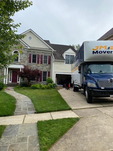 We provide exceptional moving services in Maryland - JM Movers